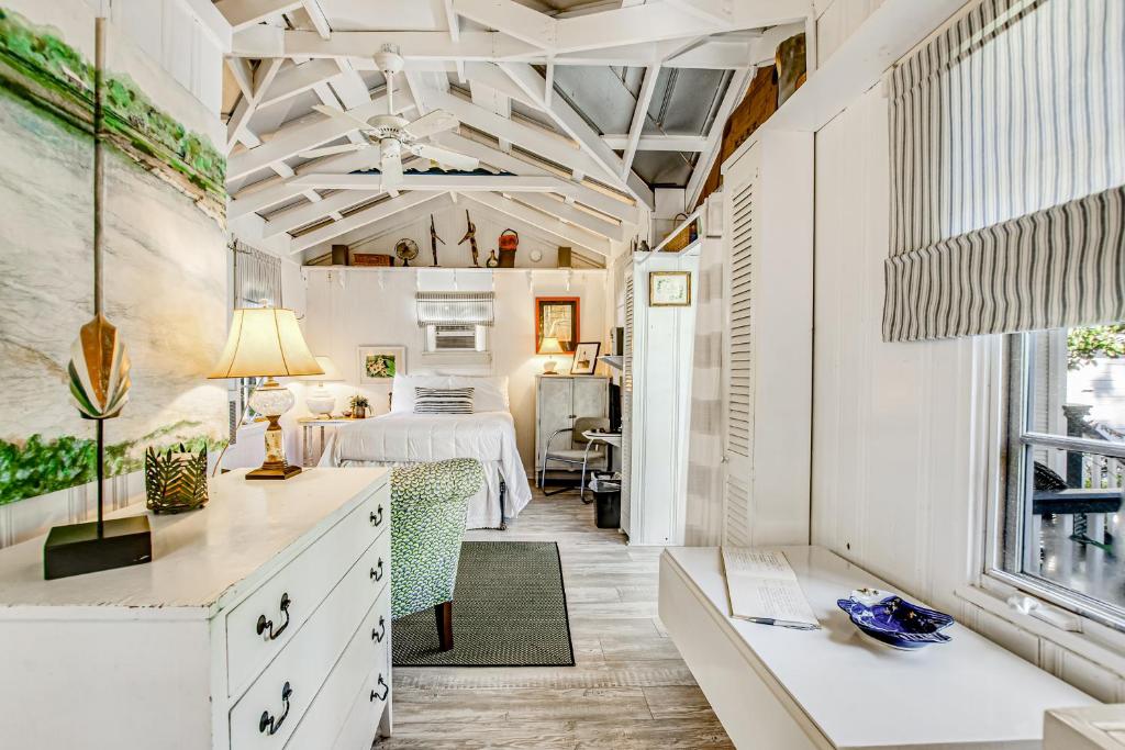 Book Baby Breezy Tree House [33% OFF] - AmericanHotels.co